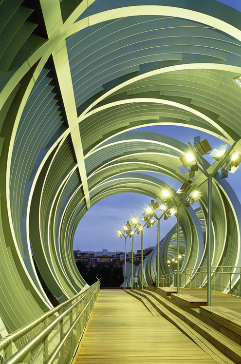 Galeria de Passarela em Arganzuela / Dominique Perrault Architecture - 21