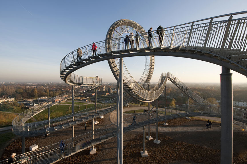 " Tiger & Turtle – Magic Mountain" / Heike Mutter + Ulrich Genth | ArchDaily Brasil