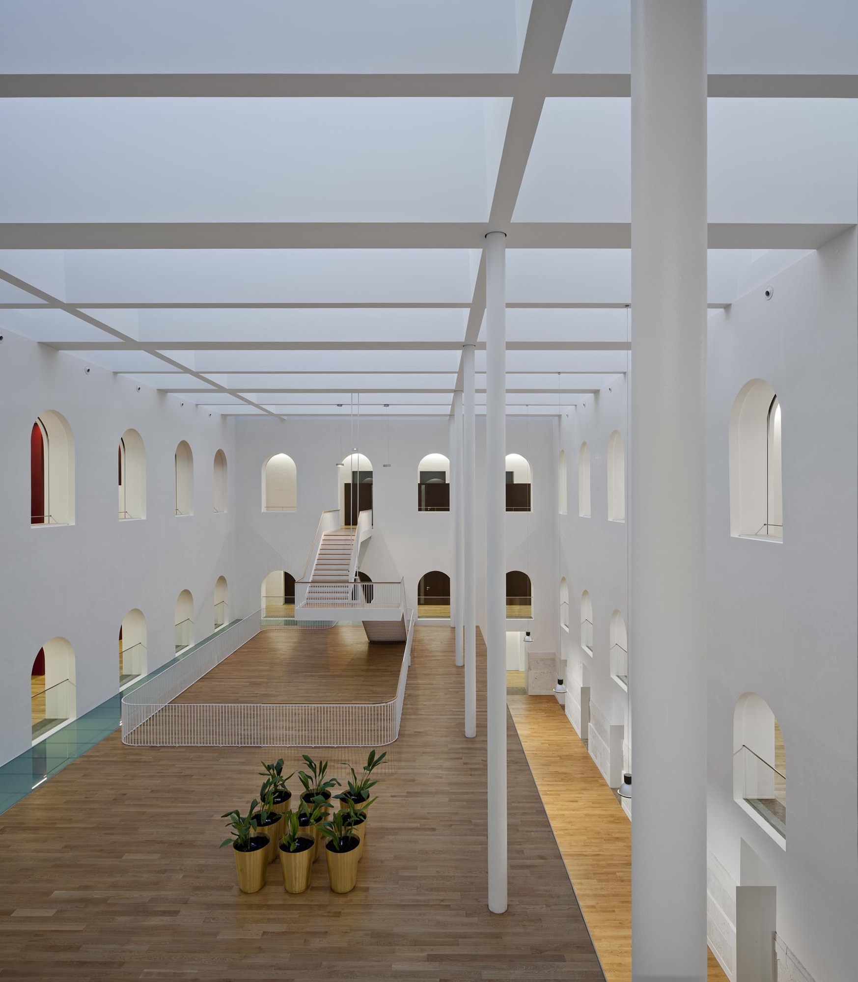 Galeria de Palácio da Justiça de Burgos / Estudio Primitivo Gonzalez - 11