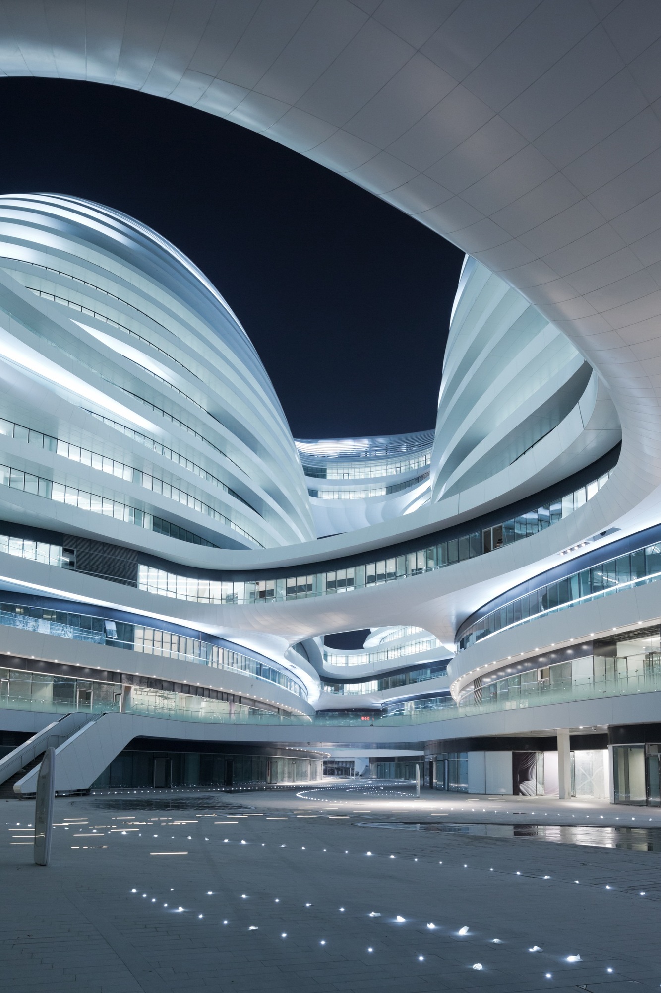 Galeria de Galaxy Soho / Zaha Hadid Architects - 14
