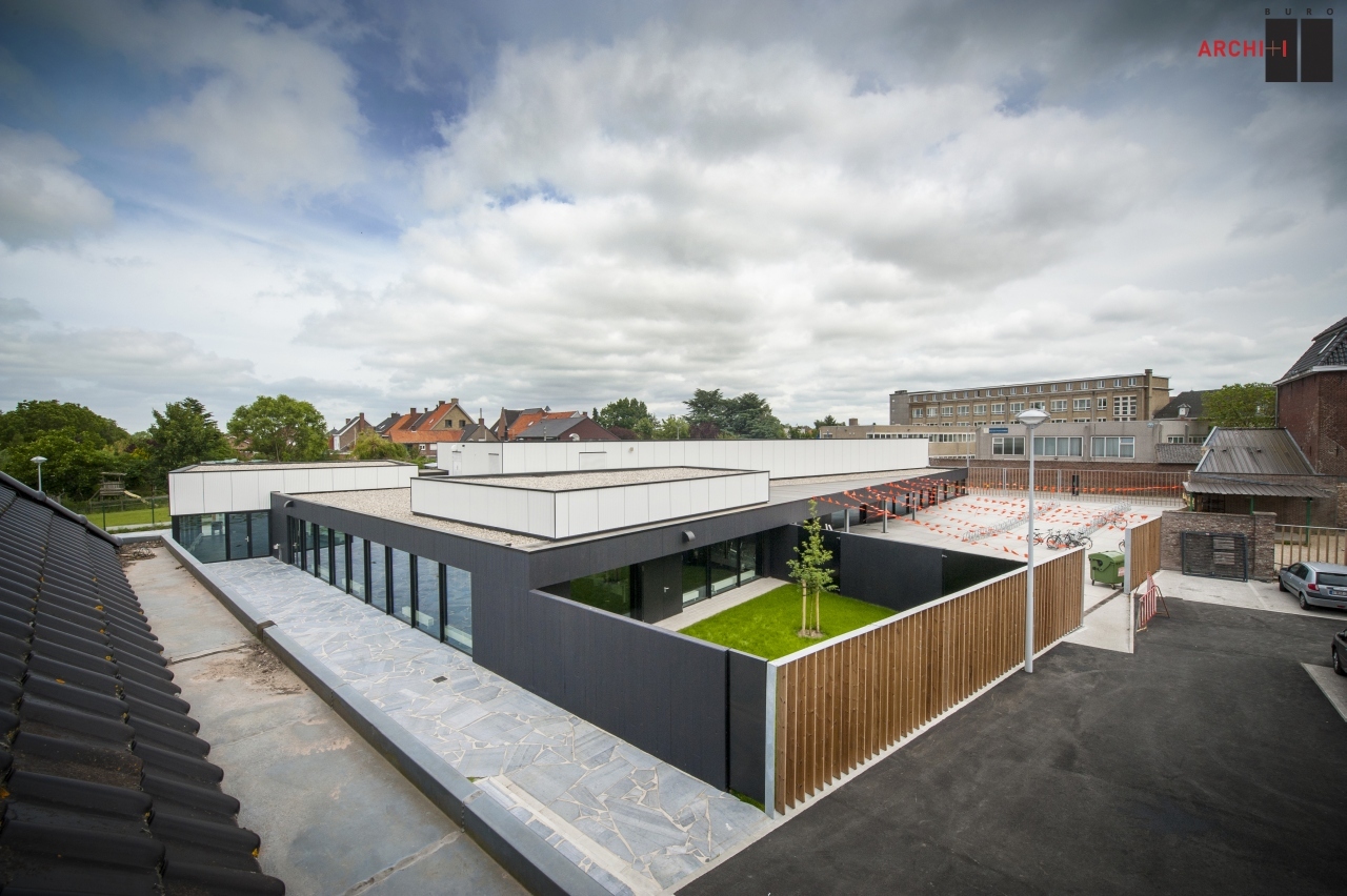 Poperinge Youth Centre | ArchDaily