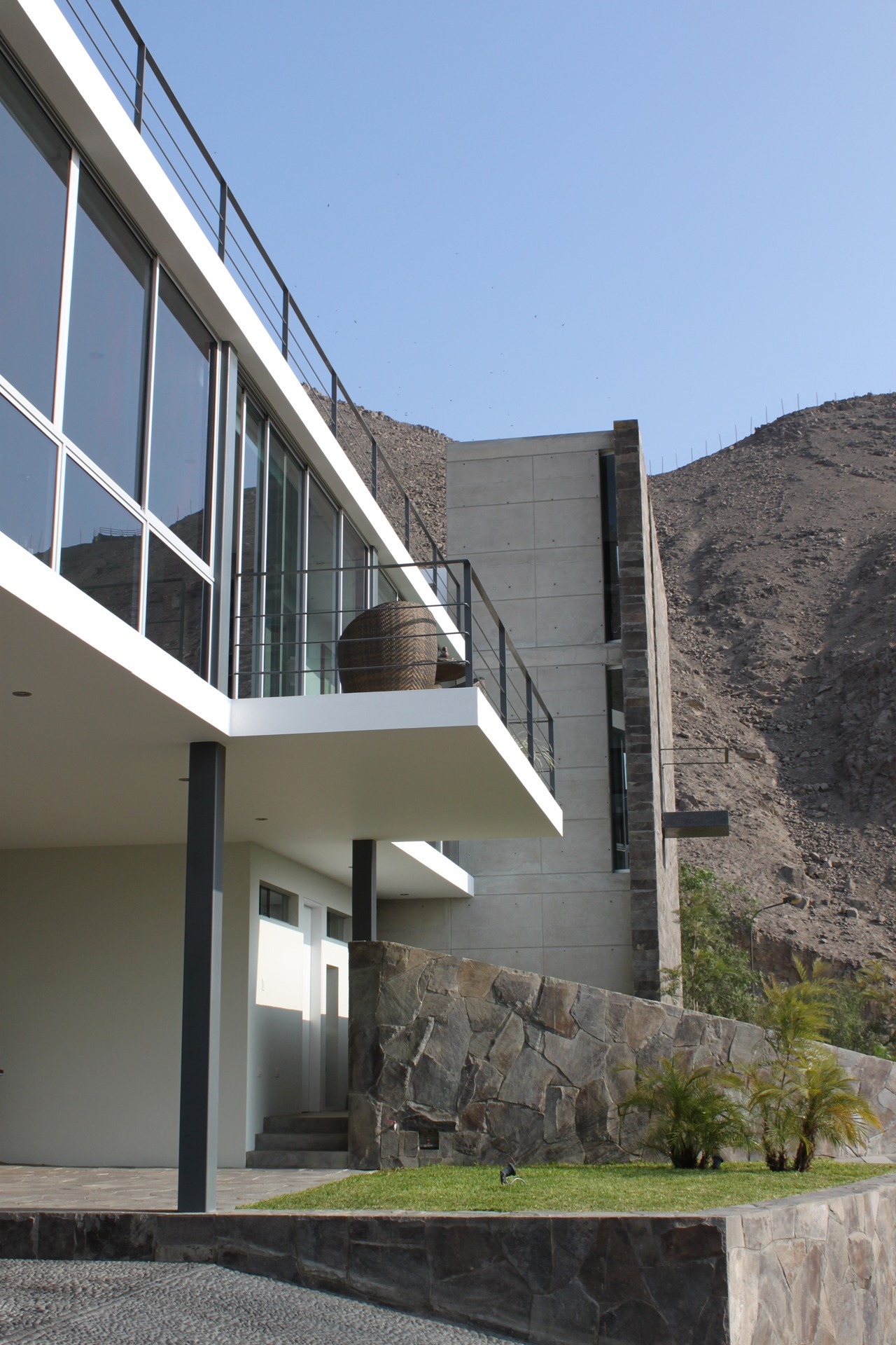 Gallery of Viewpoint House - 6