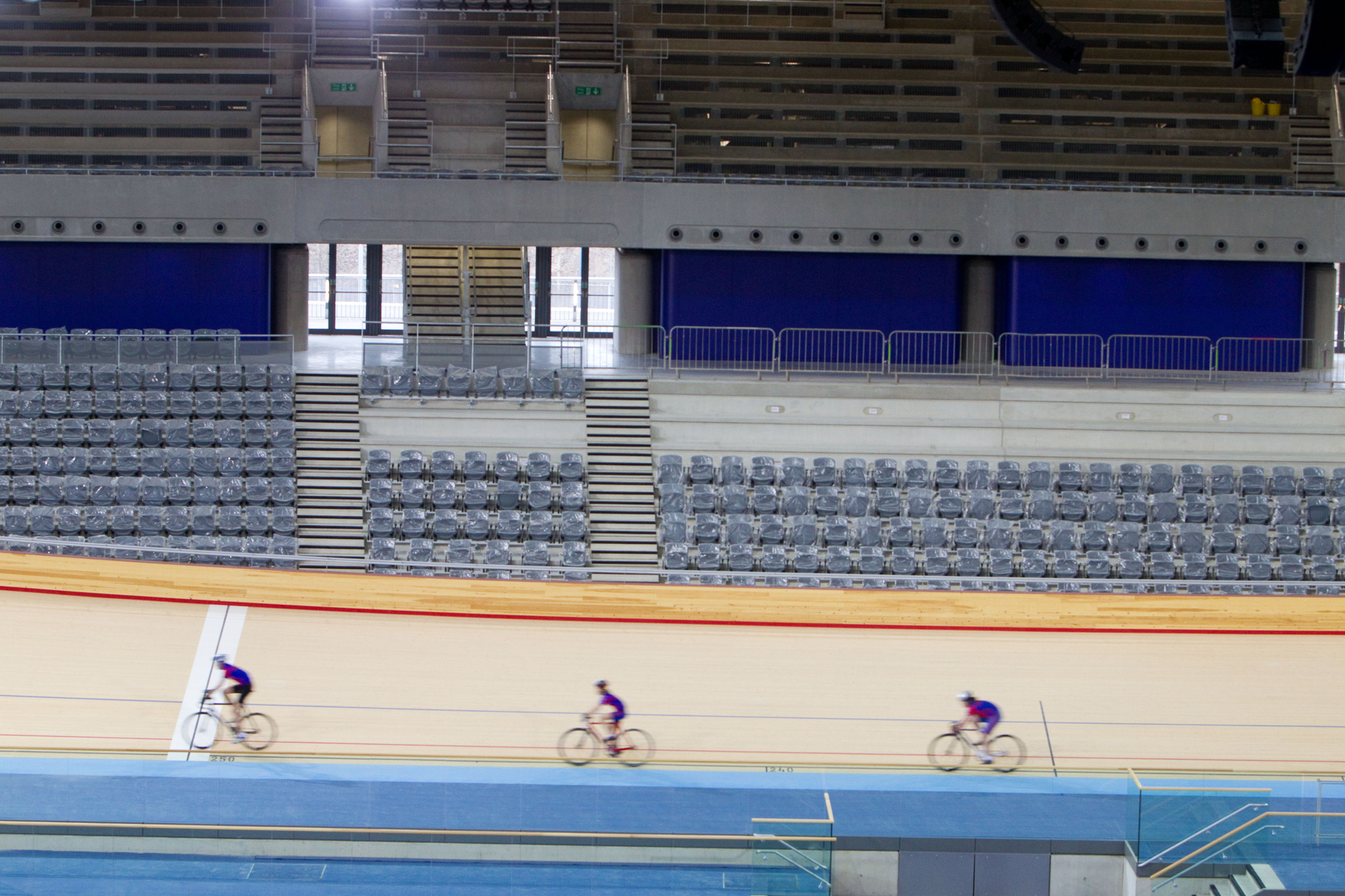 Gallery of London 2012 Velodrome / Hopkins Architects - 9