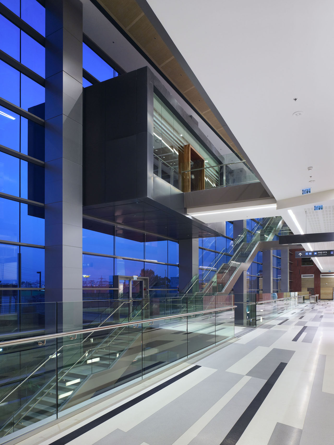 Gallery of Assuta Medical Center / Zeidler Partnership Architects ...