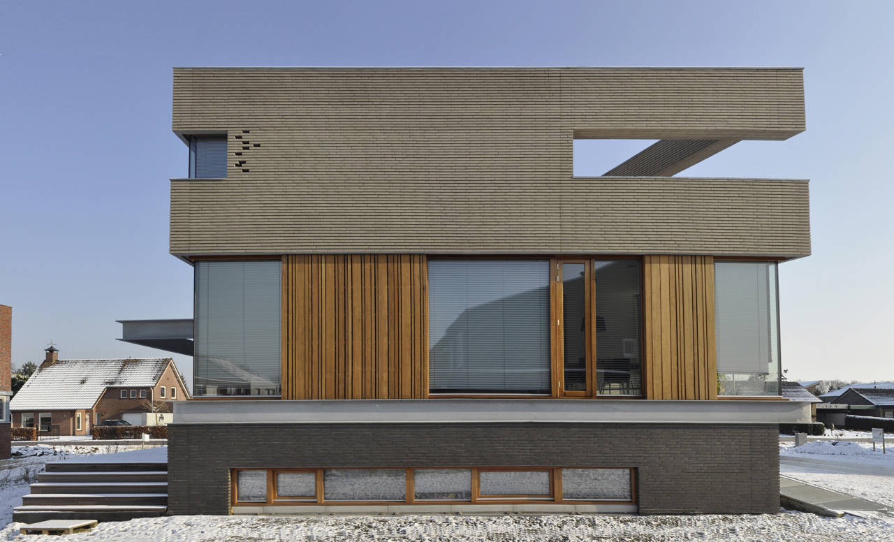 Gallery of Split View / U Architects - 15