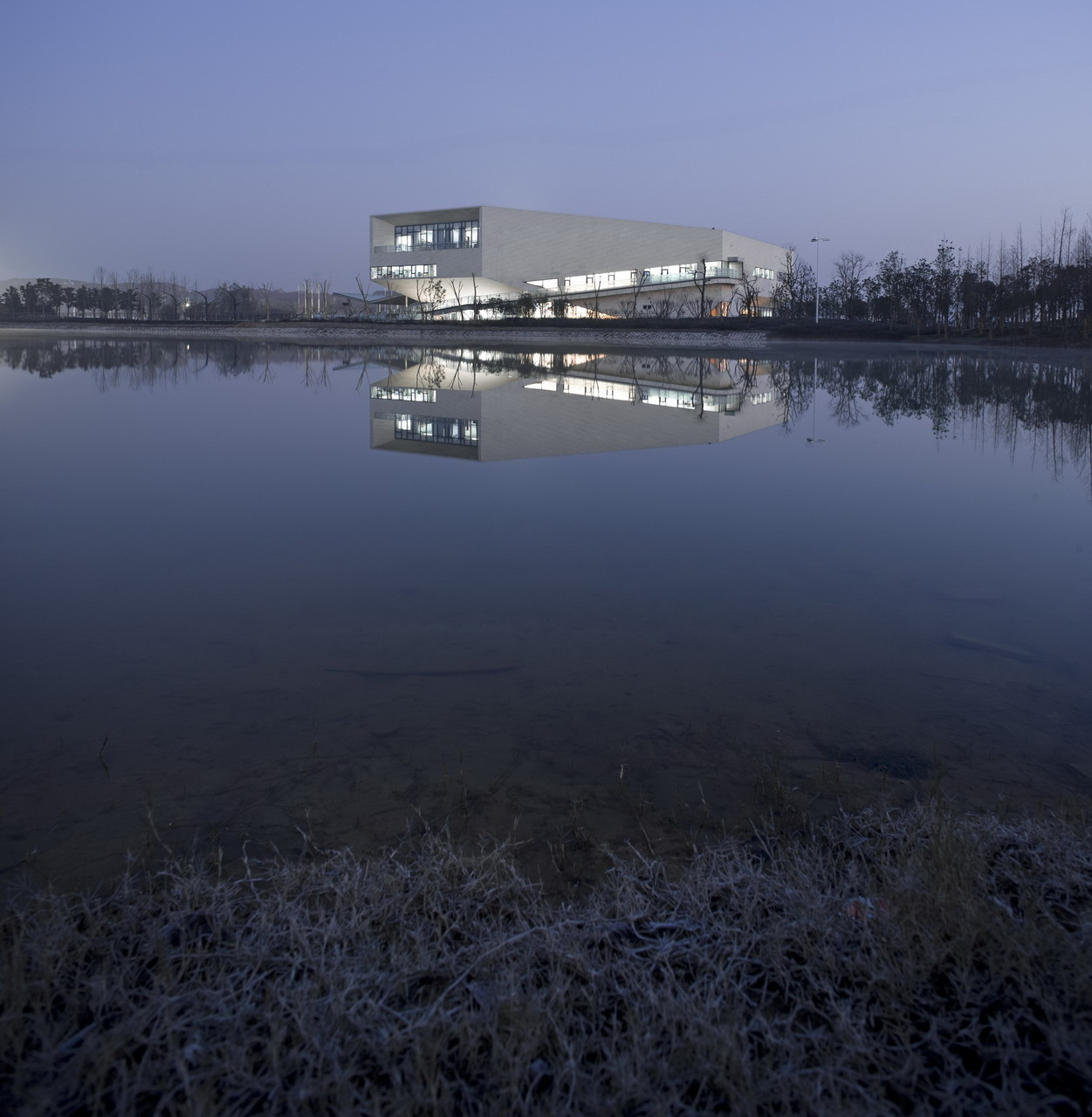 Gallery of Bio-Lake Reception Center / Zephyr Architects - 12