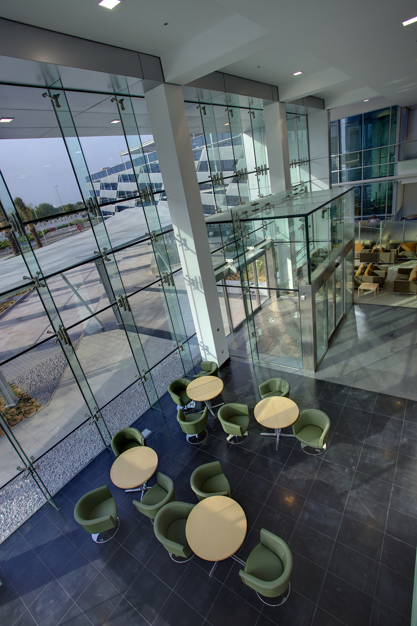 Gallery of Mafraq Dialysis Center / Stantec - 2