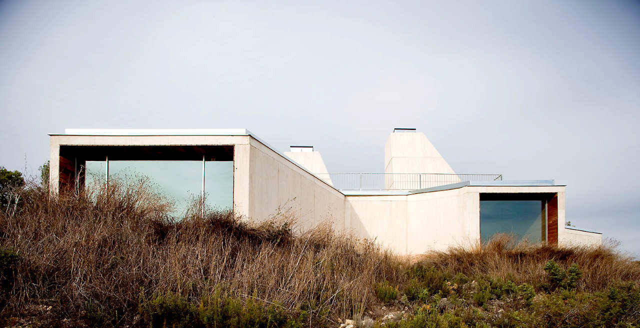 Gallery of Visitor And Nature Interpretive Center / Manuel Fonseca ...