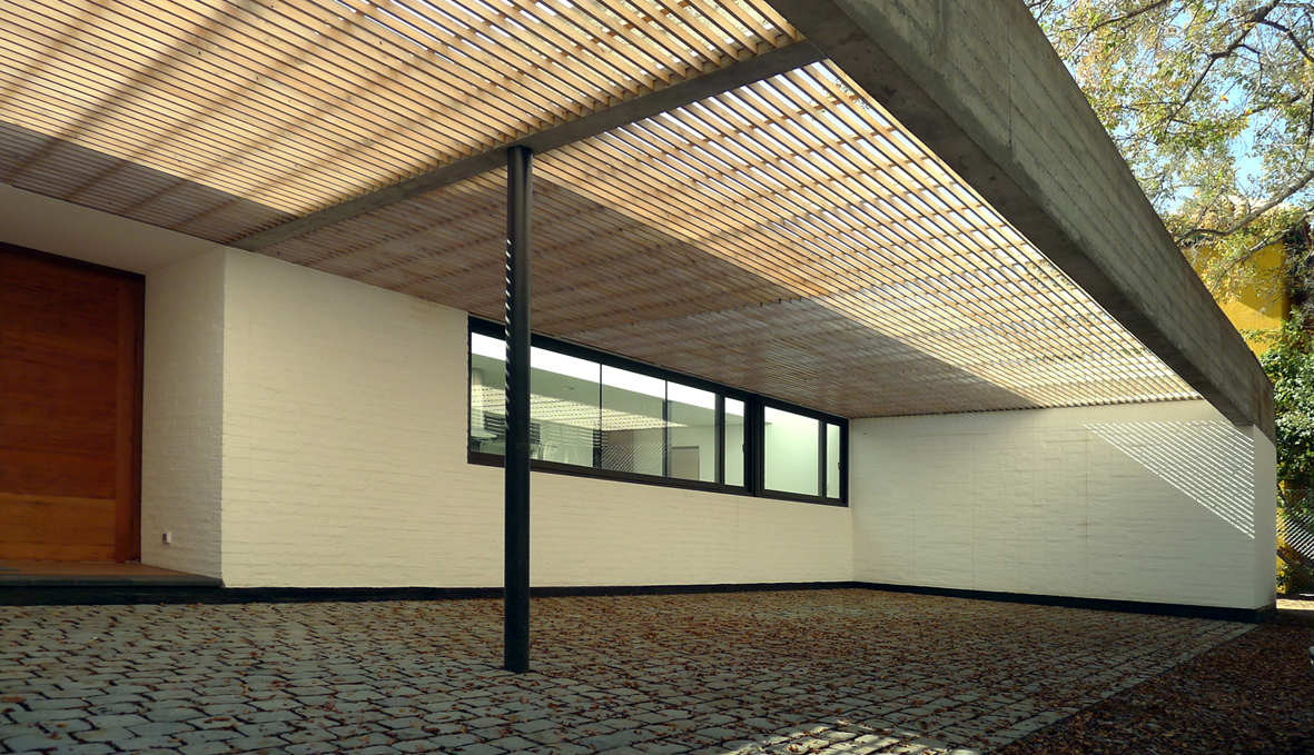 Gallery of House In Machalí / HLPS - 13