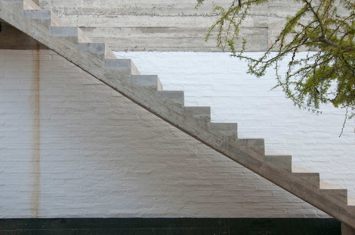 Gallery of House In Machalí / HLPS - 14