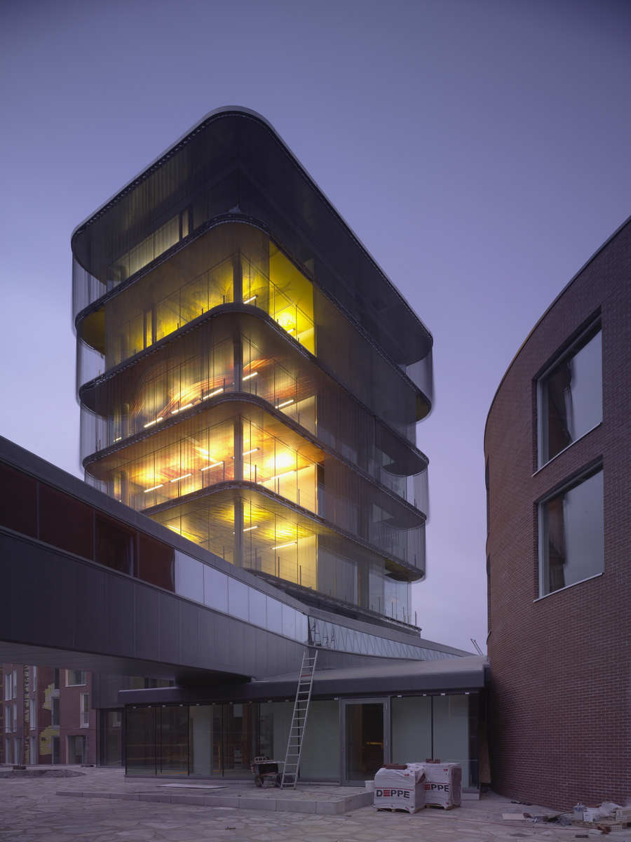 Gallery of Culture Cluster / SeARCH - 18