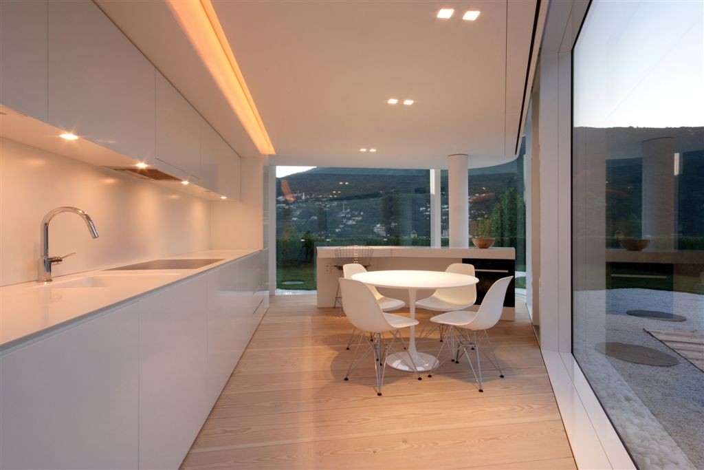 Gallery of Lake Lugano House / JMA - 2