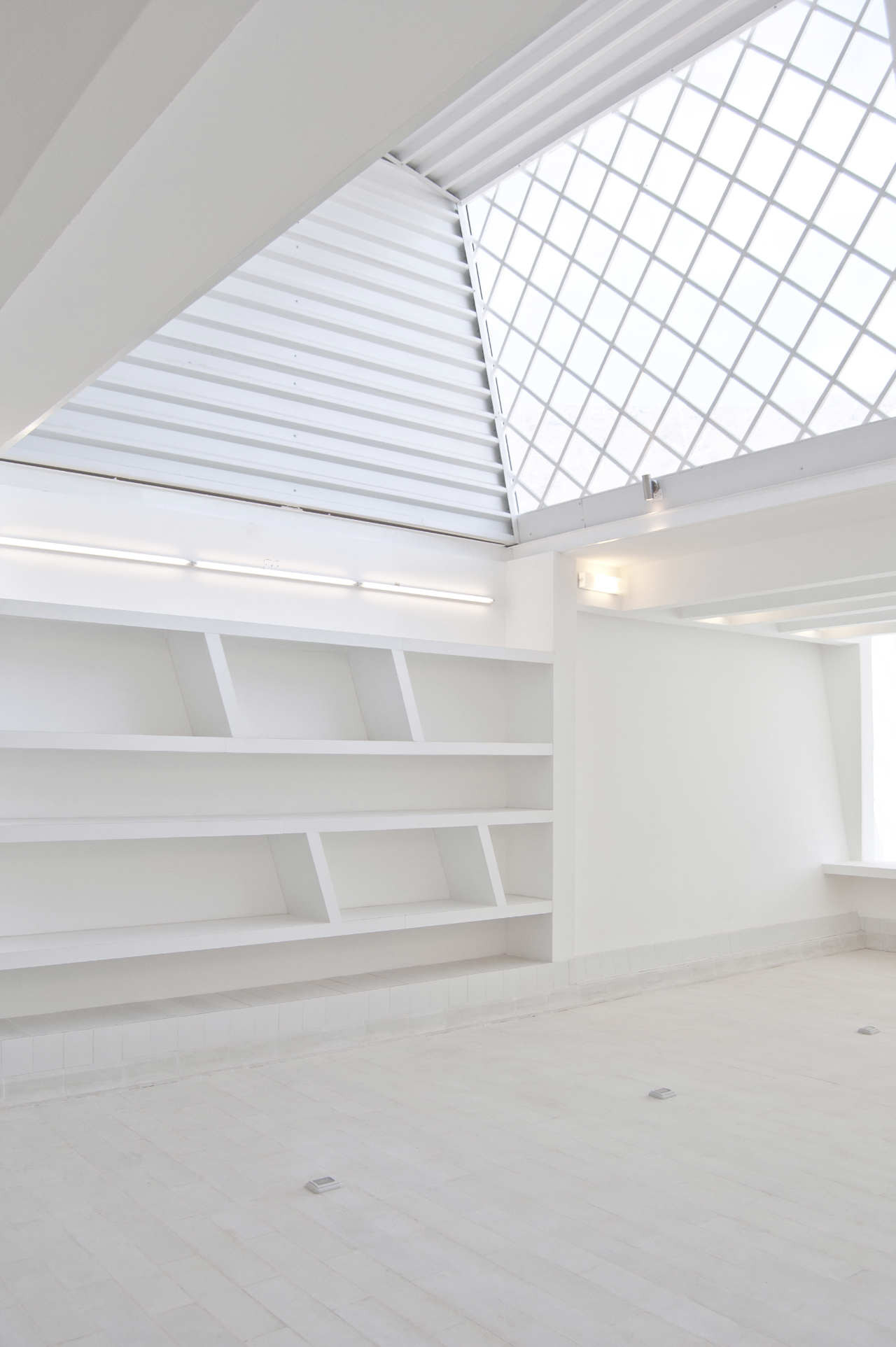 Gallery of Taltal Public Library / Murúa-Valenzuela - 25