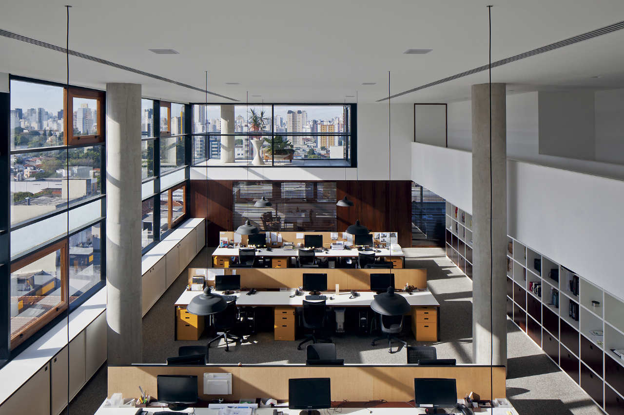 Gallery of W305 Building / Isay Weinfeld - 3