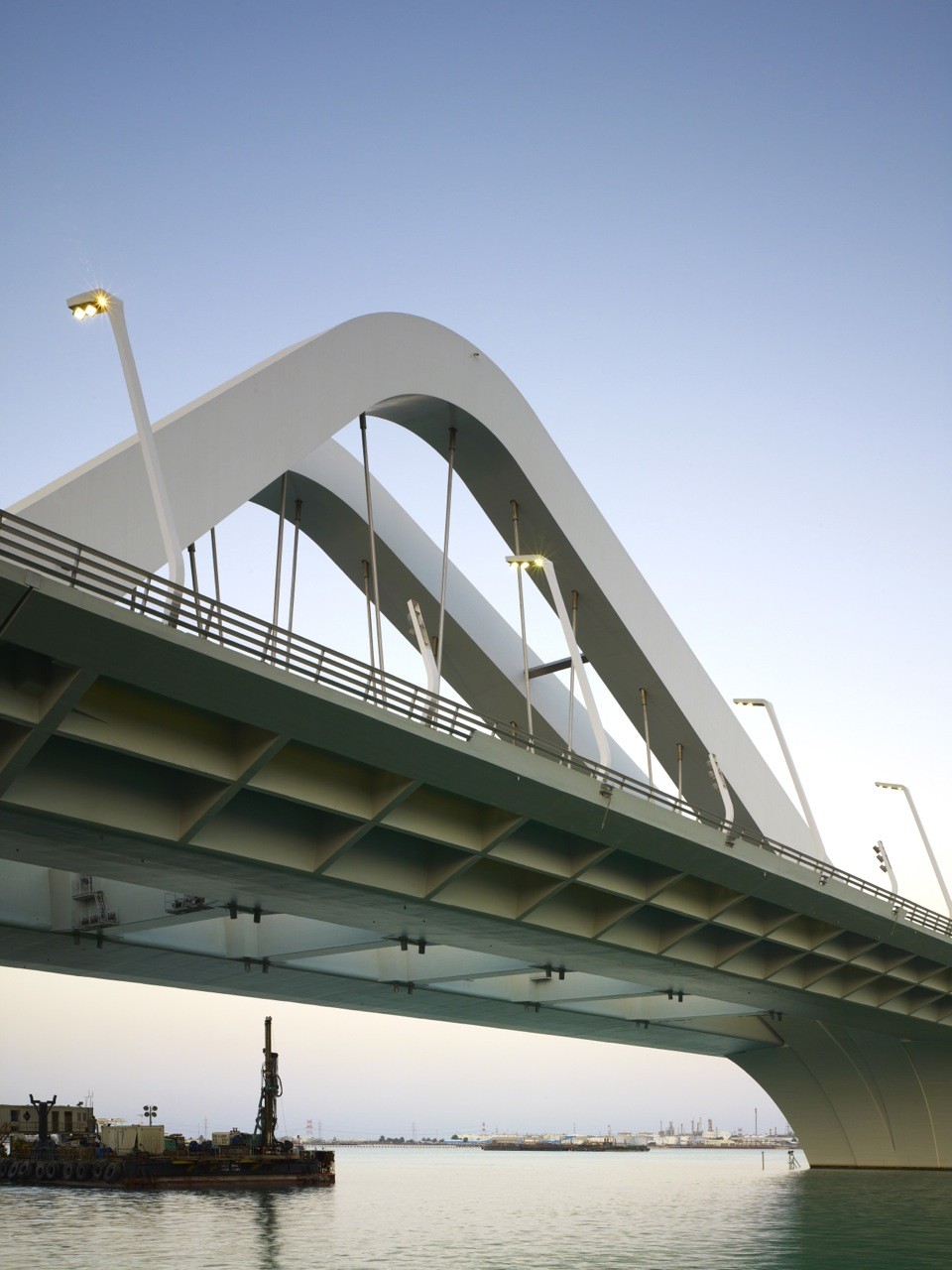 Gallery of Sheikh Zayed Bridge / Zaha Hadid Architects - 8
