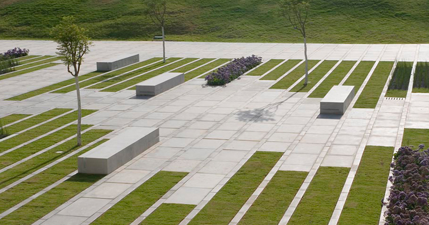 Gallery of BGU University Entrance Square & Art Gallery / Chyutin ...