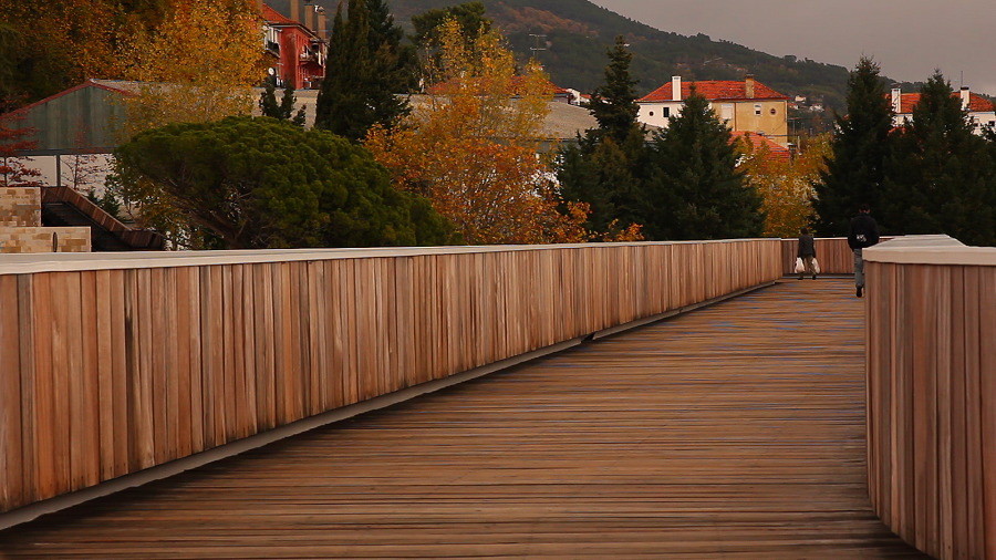 Gallery of Pedestrian Bridge / JLCG Arquitectos - 27
