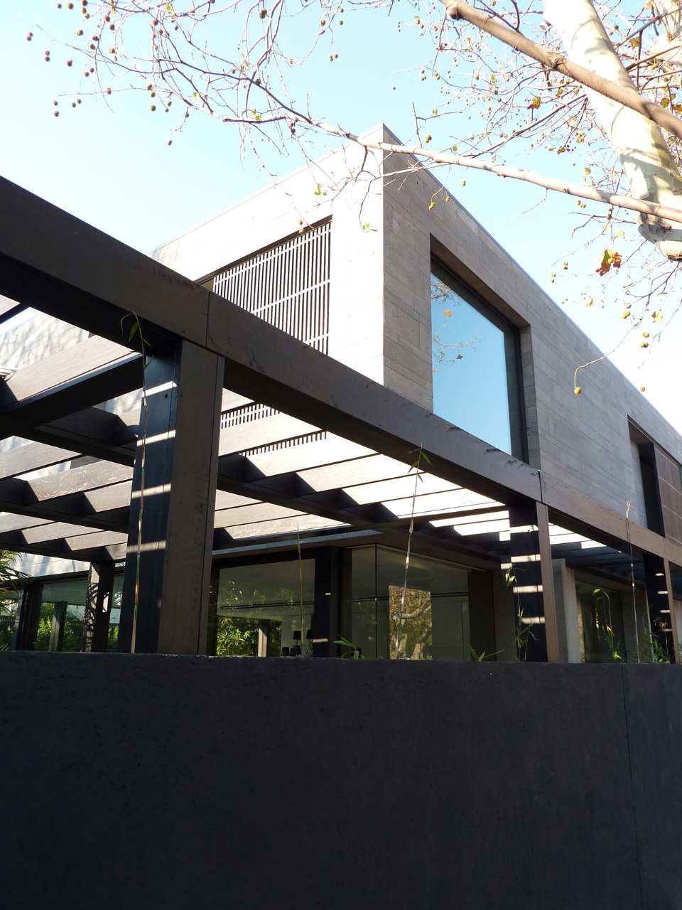 Gallery of 2a Seacombe Grove / b.e. Architecture - 4