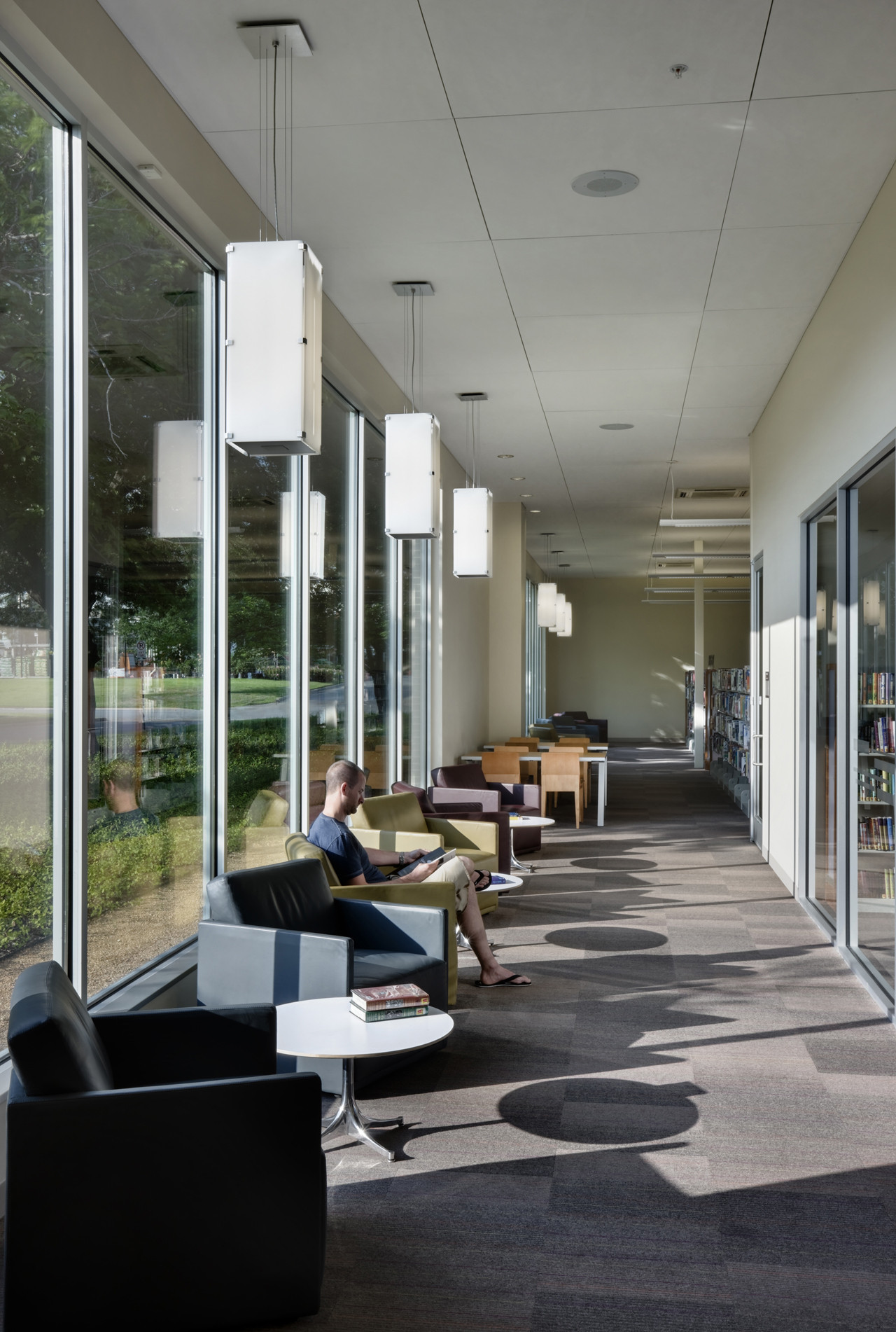 Gallery of Dallas Public Library Lochwood Branch / MSR Design - 7