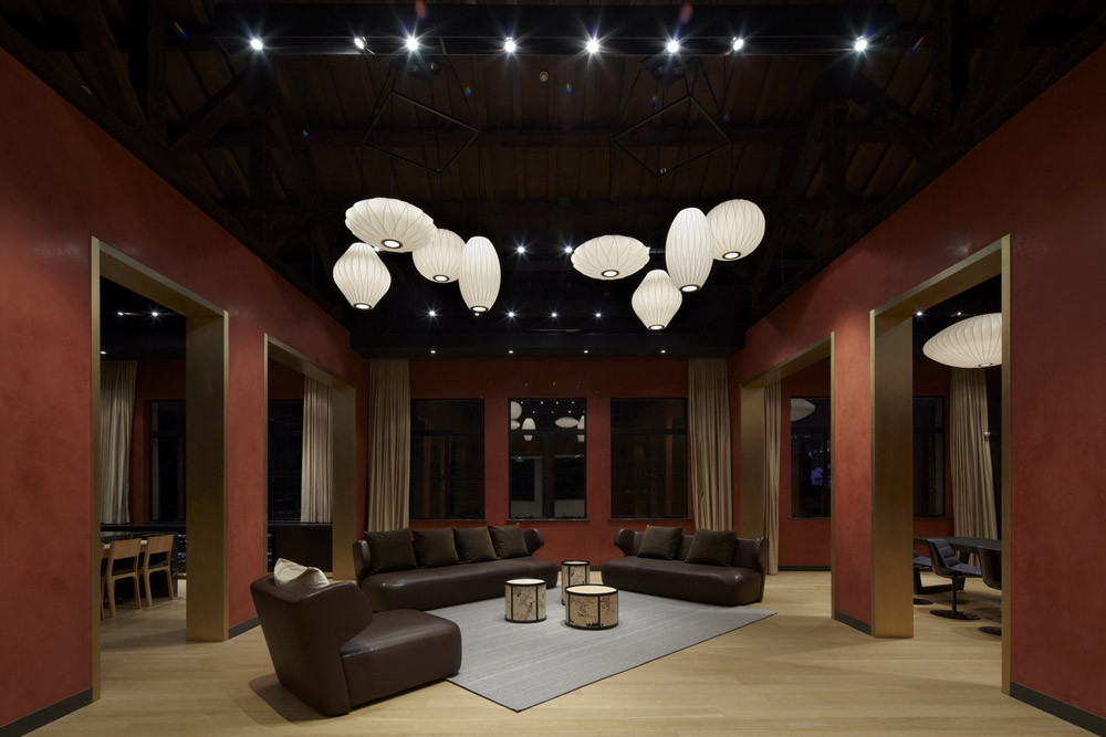 Gallery of Miele House / Kokaistudios - 7