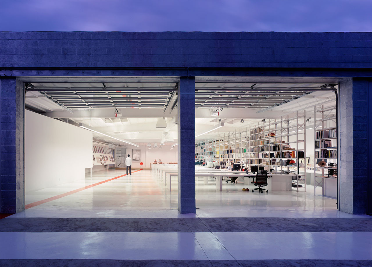 画廊 LA莱勒建筑事务所 / Lehrer Architects - 4
