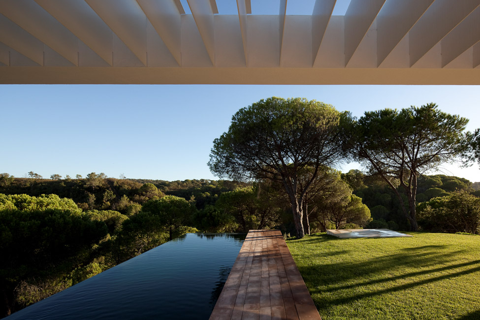 Gallery of House in Melides / Pedro Reis - 11