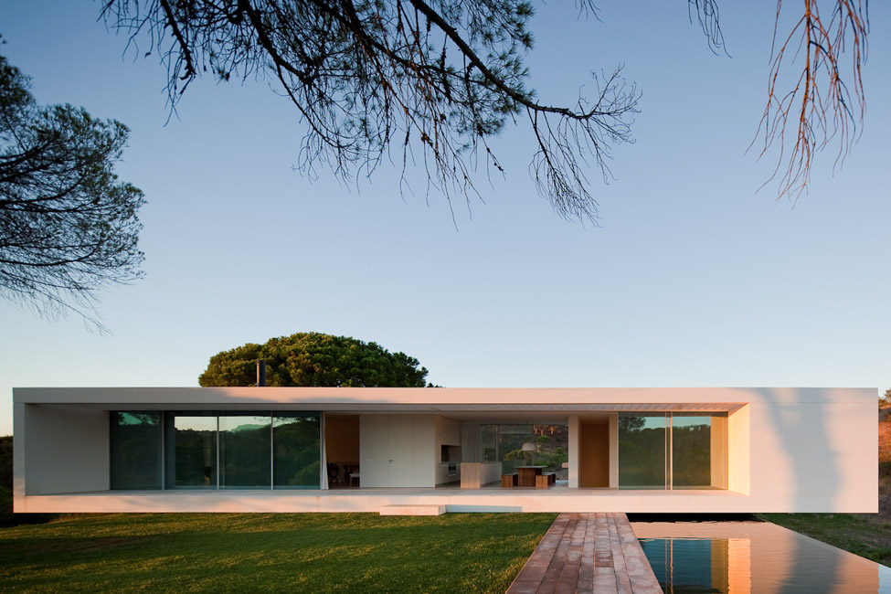 Gallery of House in Melides / Pedro Reis - 23