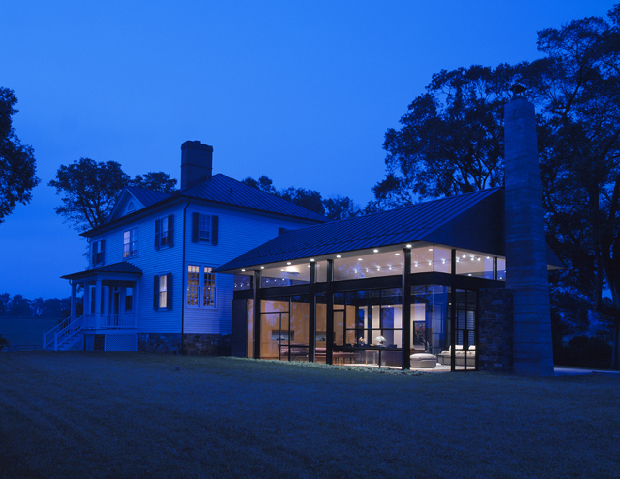 Gallery of Blue Ridge Farmhouse Addition / Robert Gurney Architect - 13