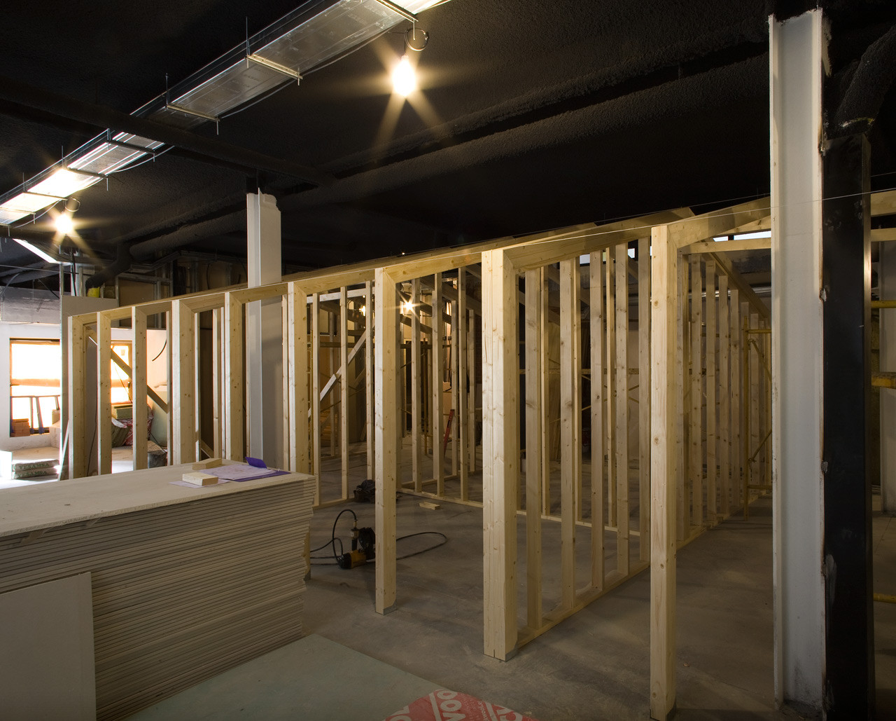 Gallery of Film And TV Production Offices / Madland Estudio - 18
