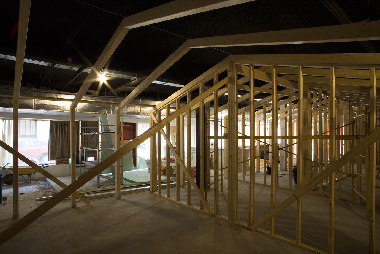 Gallery of Film And TV Production Offices / Madland Estudio - 20