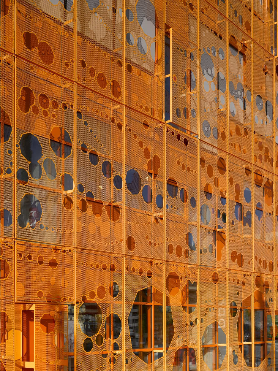 Gallery of The Orange Cube / Jakob + Macfarlane Architects - 17