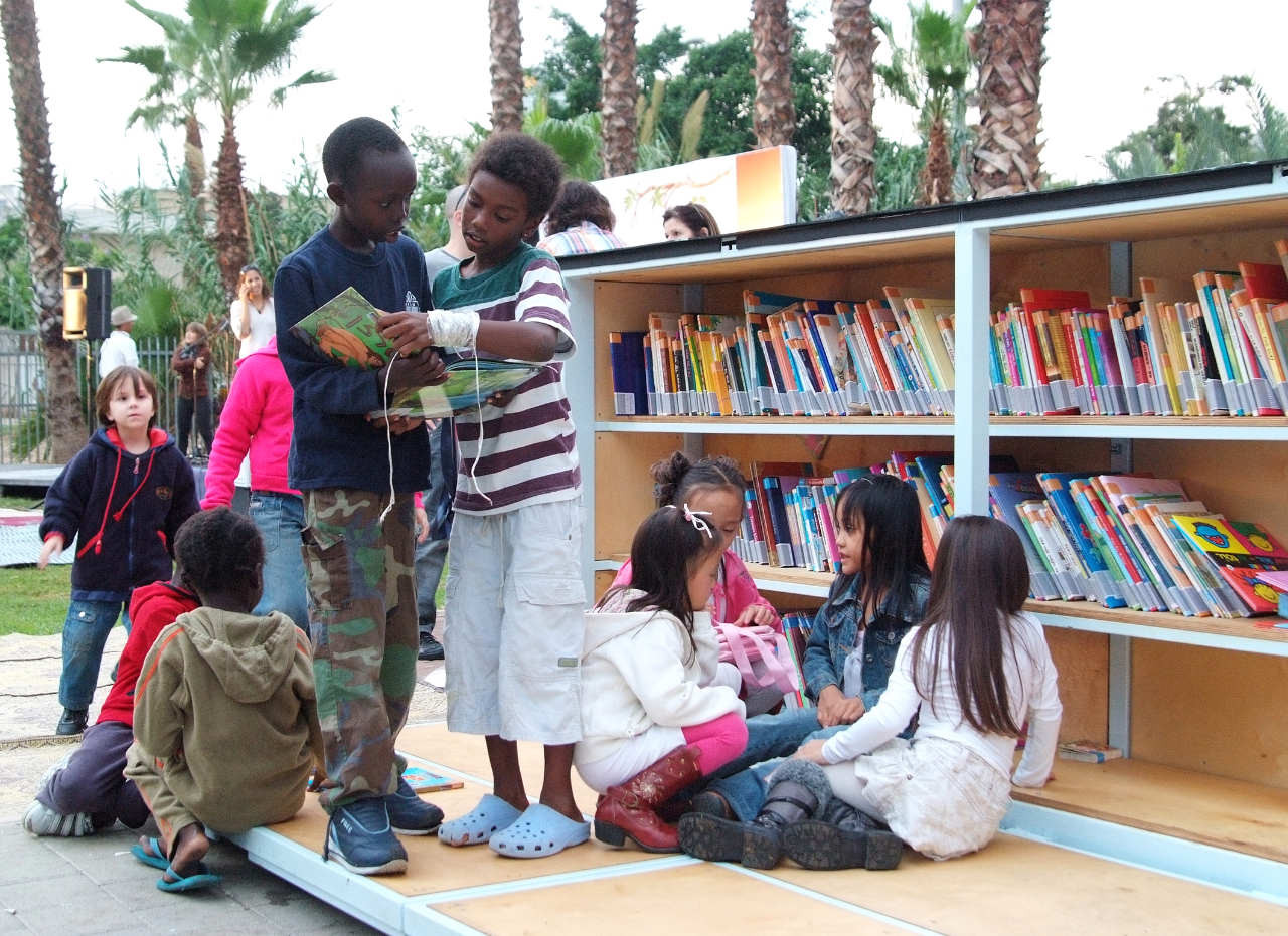 Gallery of The Garden Library for Refugees and Migrant Workers / Yoav ...