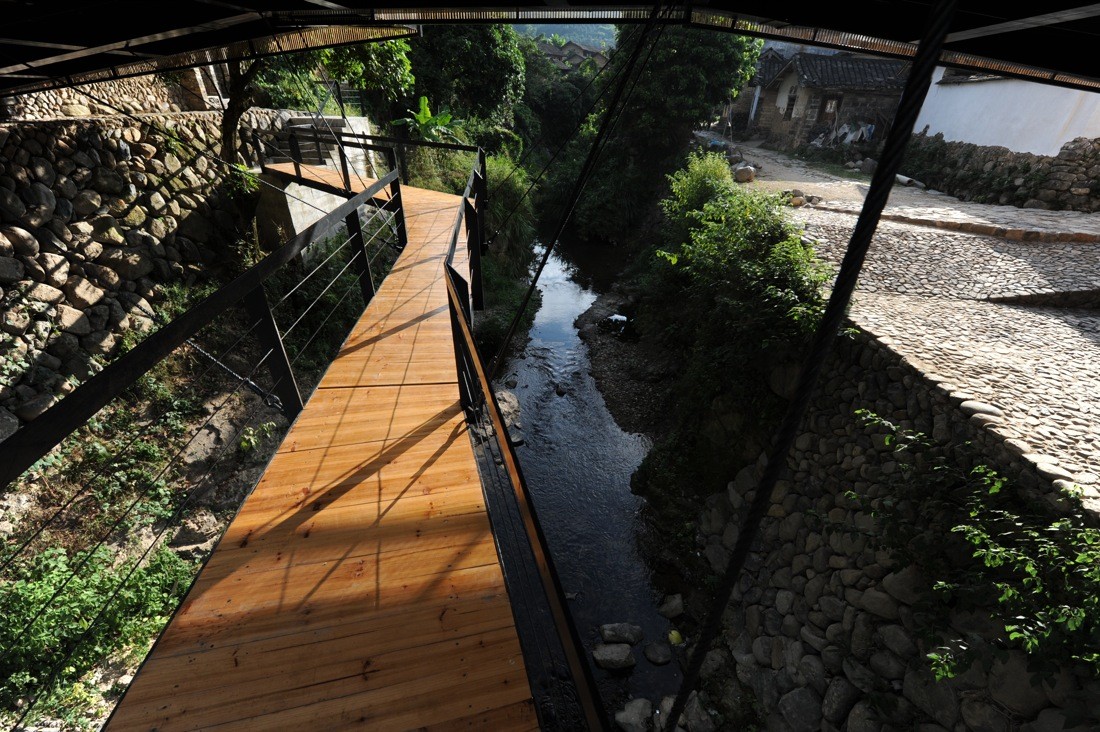 Gallery of School Bridge / Li Xiaodong Atelier - 5