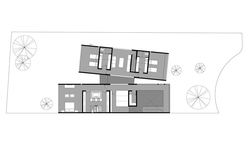 Gallery of MO House / LVS Architecture + JC NAME Arquitectos - 24