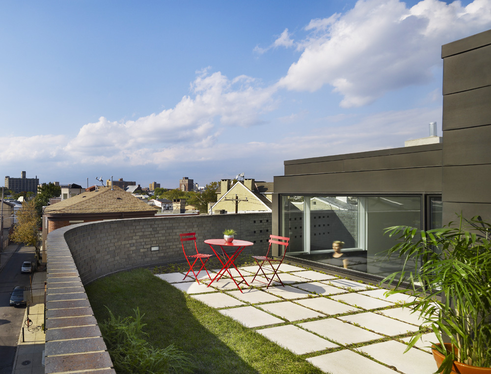 Gallery of Split Level House / Qb Design - 15