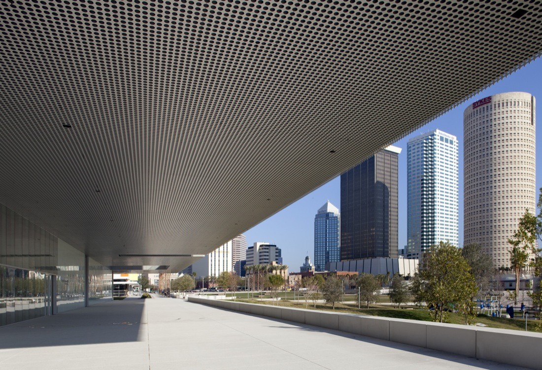Gallery of Tampa Museum of Art / Stanley Saitowitz | Natoma Architects - 16