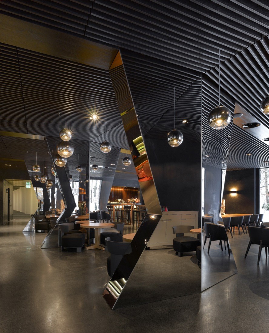 Gallery of Hotel City Garden / EM2N - 5