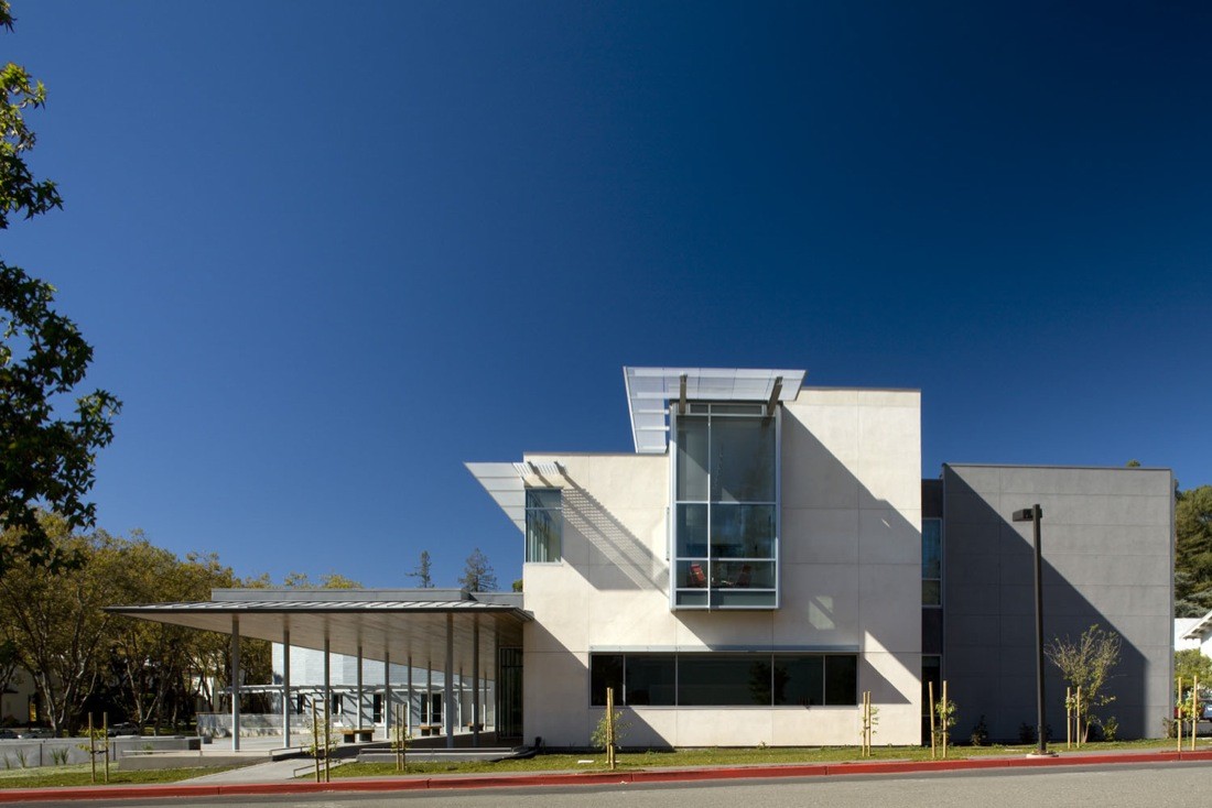 Gallery of Lorry I. Lokey Graduate School of Business / Bohlin Cywinski ...