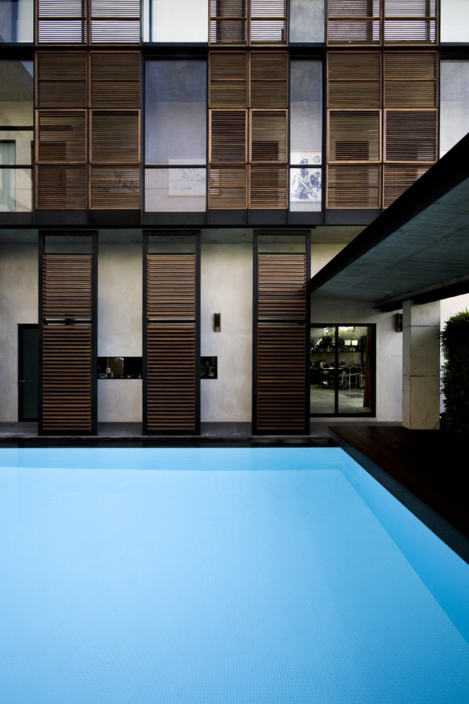 Gallery of The Apartment House / Formwerkz Architects - 2