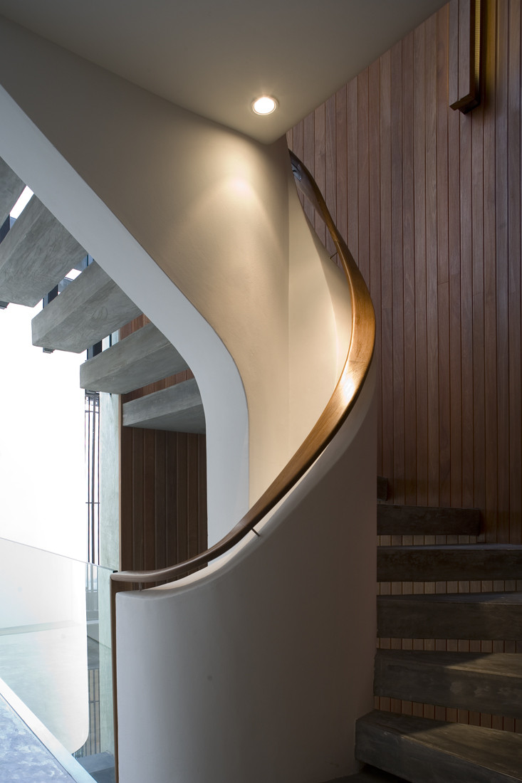 Gallery of Alleyway House / Formwerkz Architects - 6