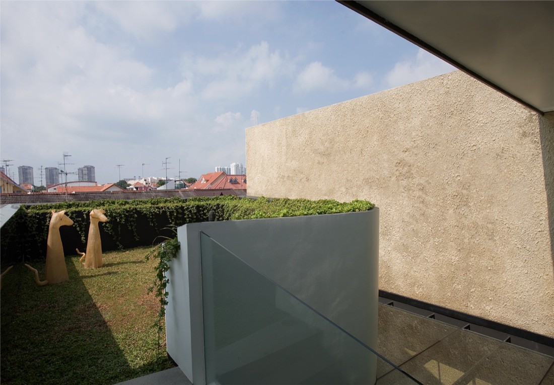 Gallery of Alleyway House / Formwerkz Architects - 5