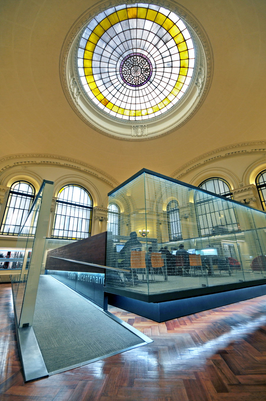 Gallery of Bicentennial Room, Chilean National Library / A+F ...