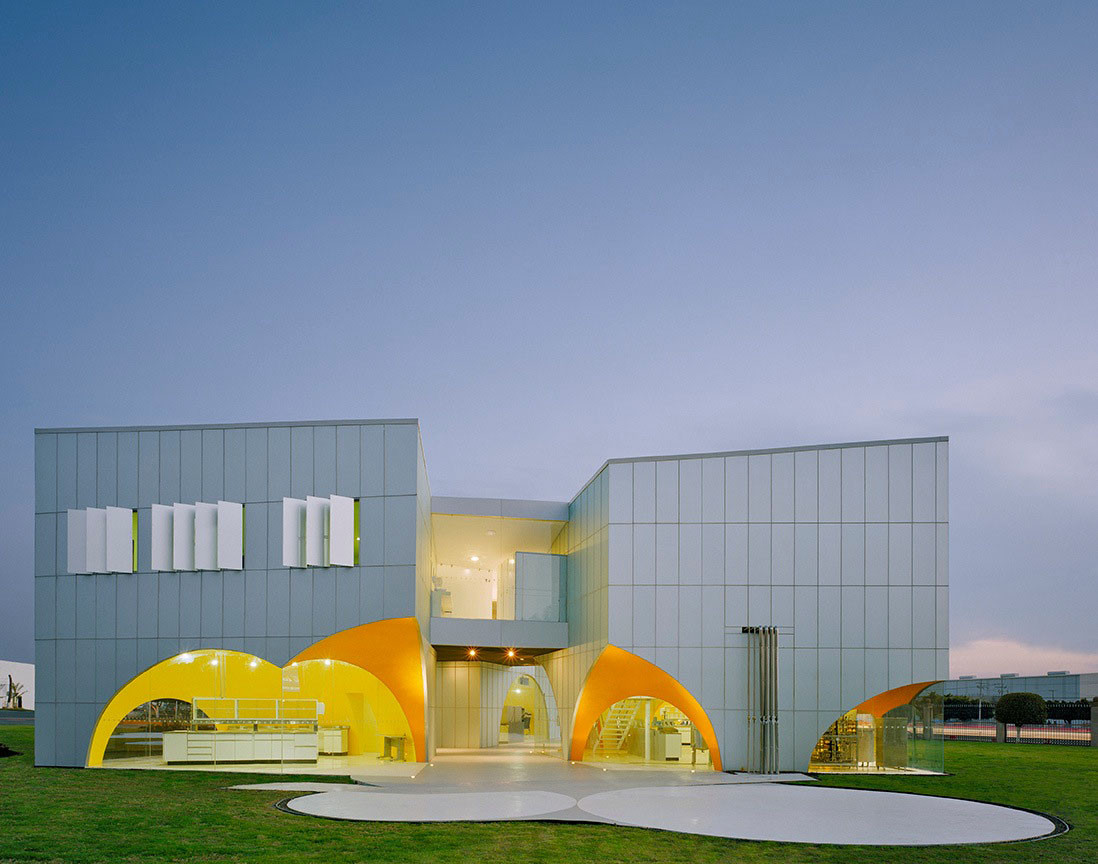 Gallery of Nestlé Application Group Querétaro / Rojkind Arquitectos - 18