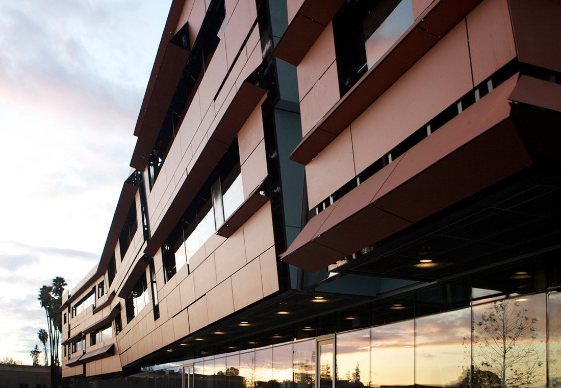 Gallery of Cahill Center for Astronomy and Astrophysics / Morphosis ...