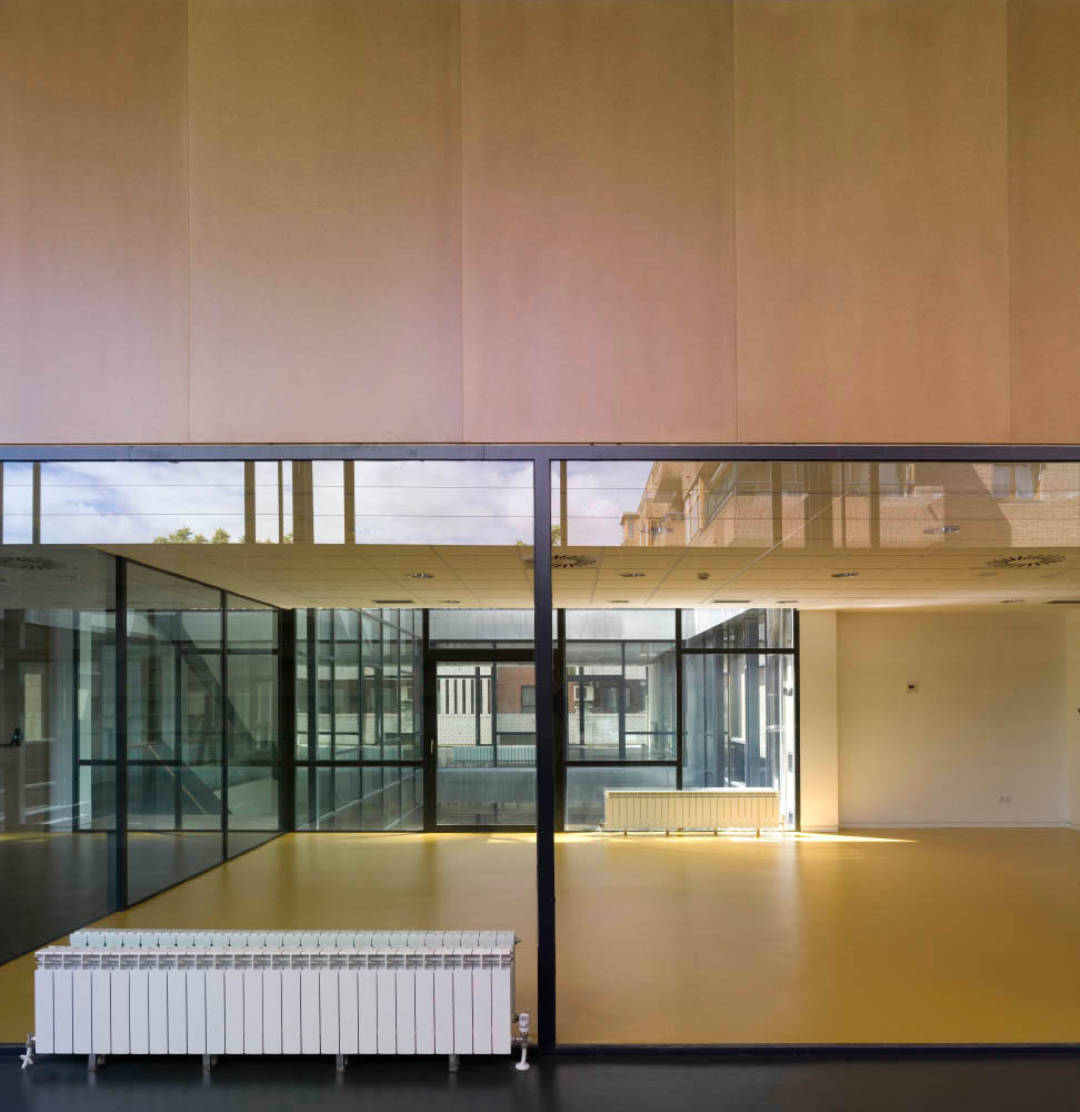 Gallery of Actur Library / Carroquino Finner Arquitectos - 13