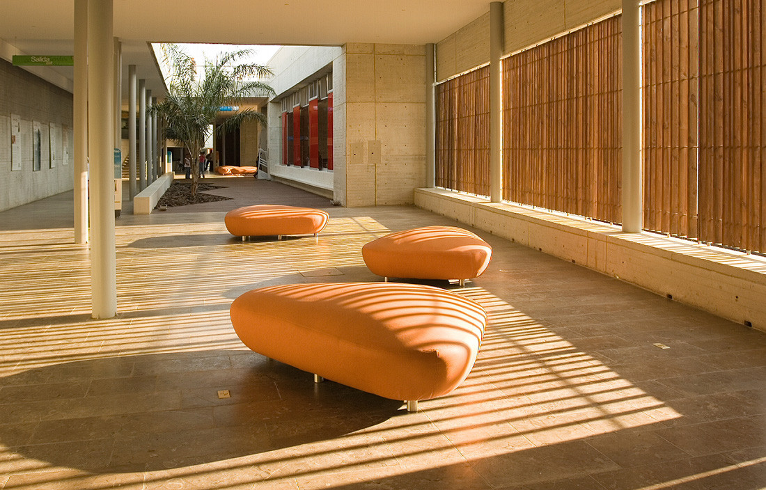 Gallery of Leon de Grief Library Park / Giancarlo Mazzanti - 14