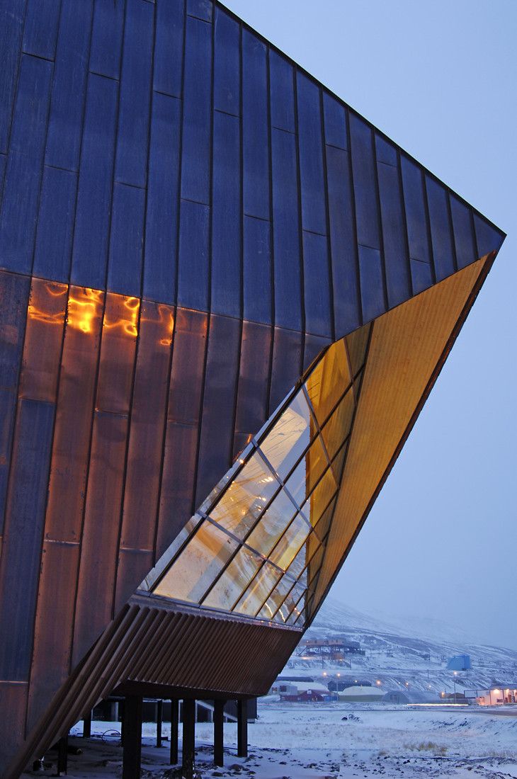 Gallery of Svalbard Science Centre / JVA - 18