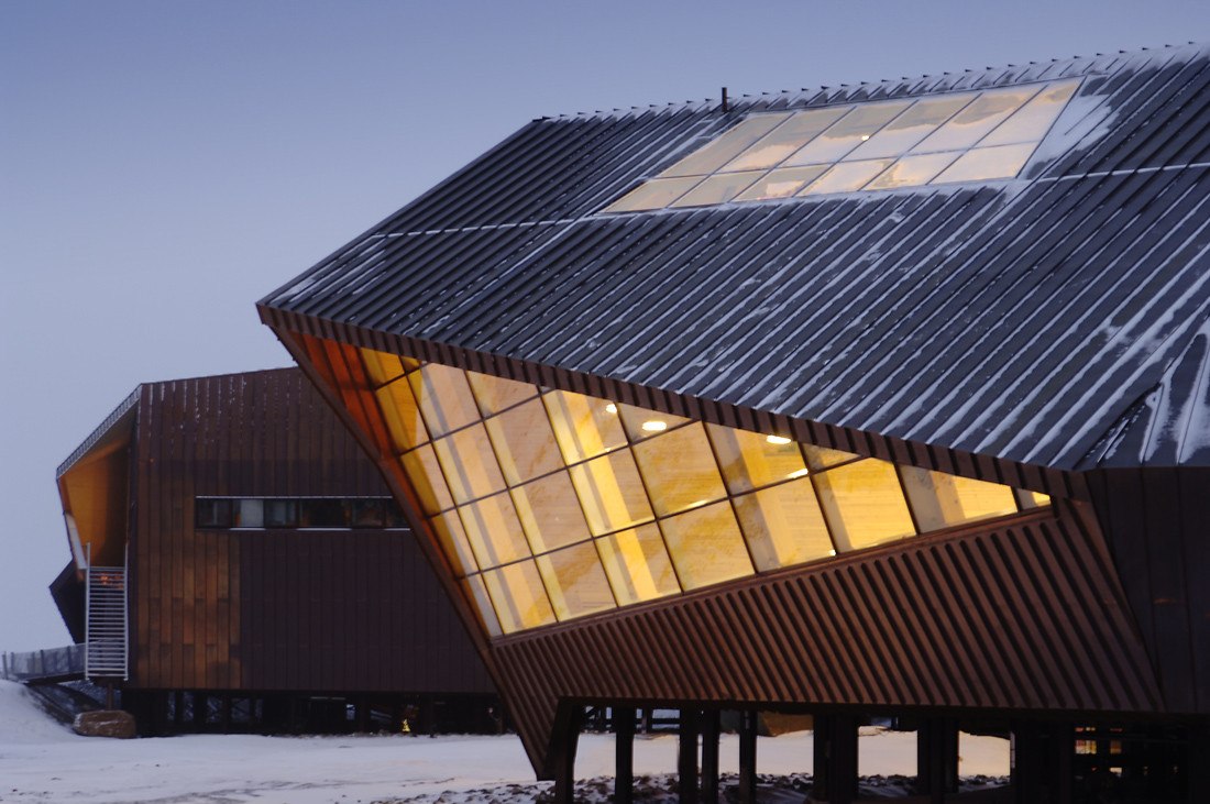Gallery of Svalbard Science Centre / JVA - 19
