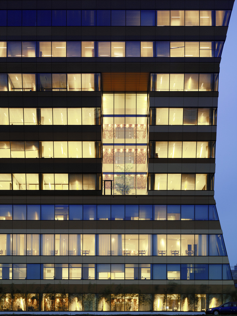 Gallery of Menzis office building / de Architekten Cie - 7