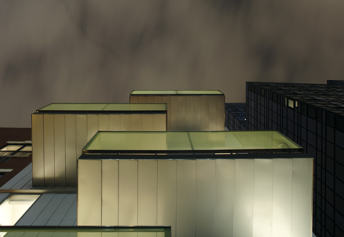 Gallery of Switch Building / nArchitects - 7